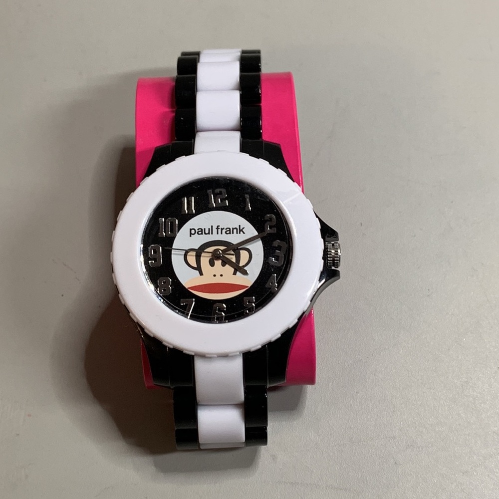 2011/2012 Paul Frank Watch Black/White. Needs A Batte… - Gem